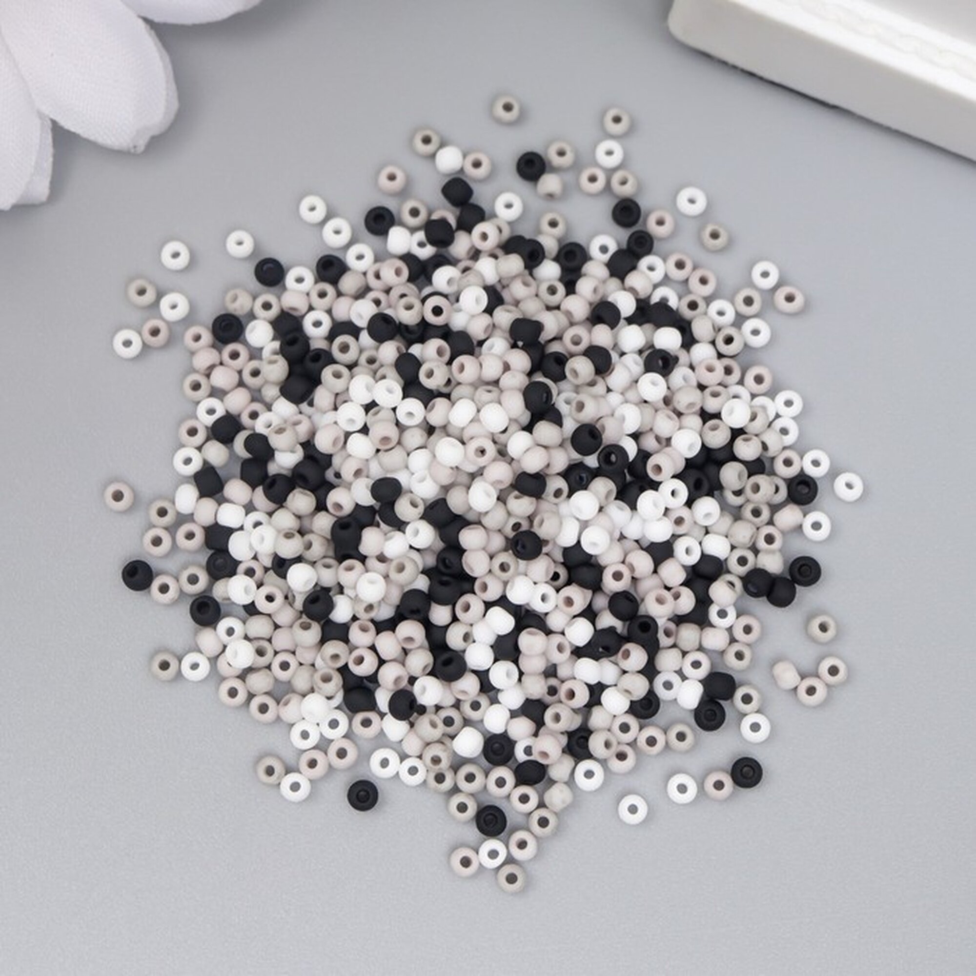 Бисер Арт Узор "Матовый меланж чёрно-белый", крашеное стекло, 11/0, 10 г