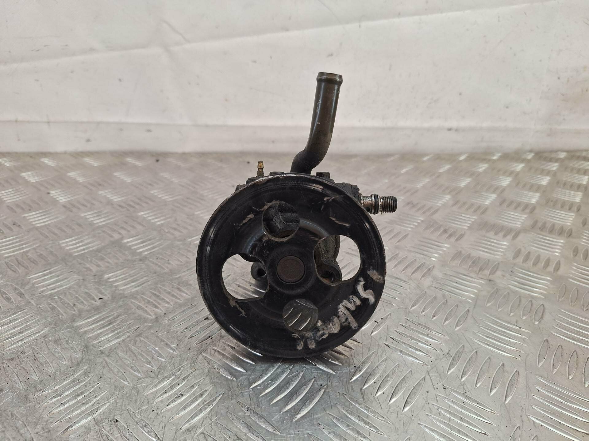 Насос гидроусилителя руля Subaru Justy 2 рест. 2000