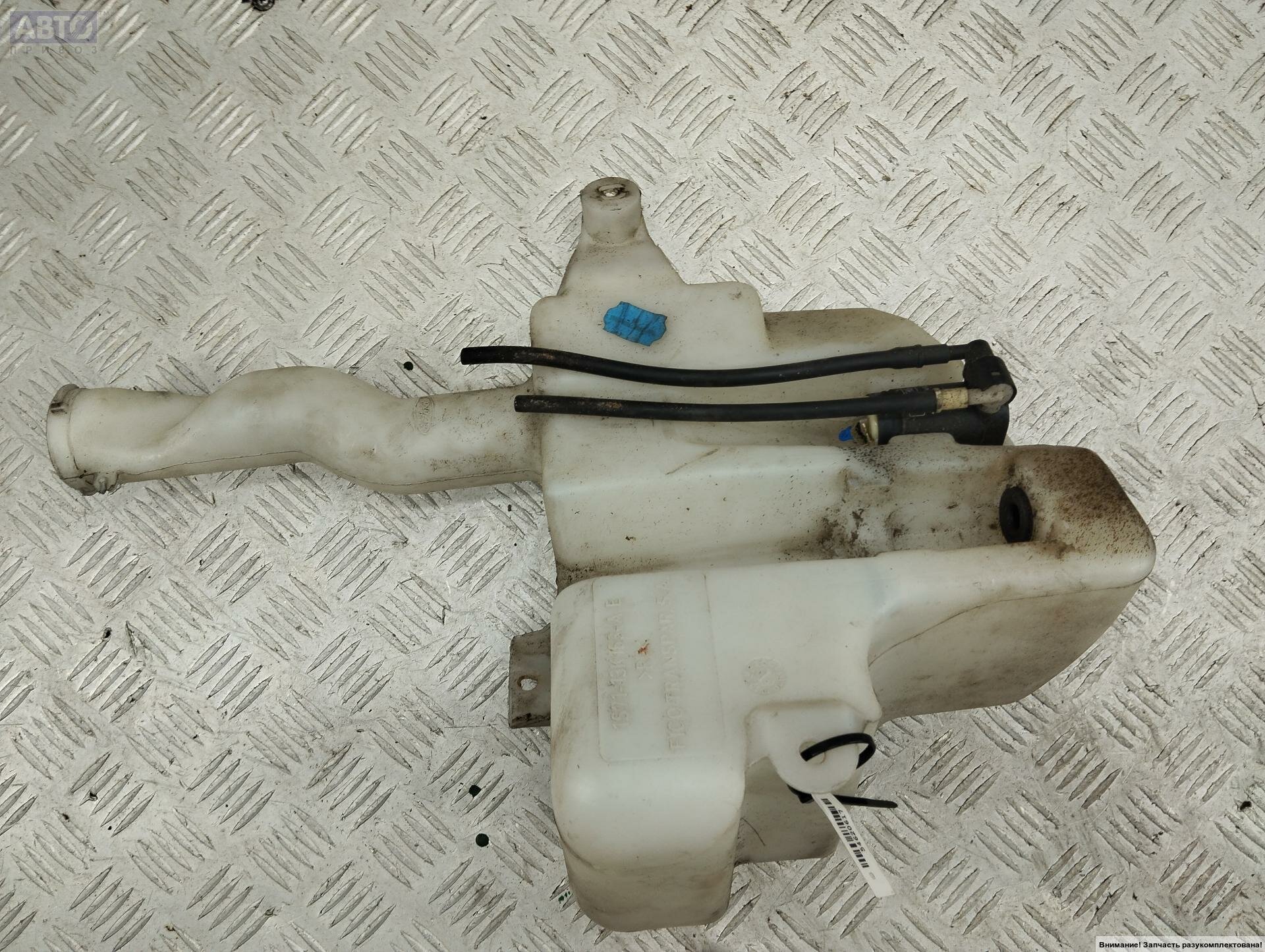 Бачок омывателя Ford Mondeo 3 (2000-2007)