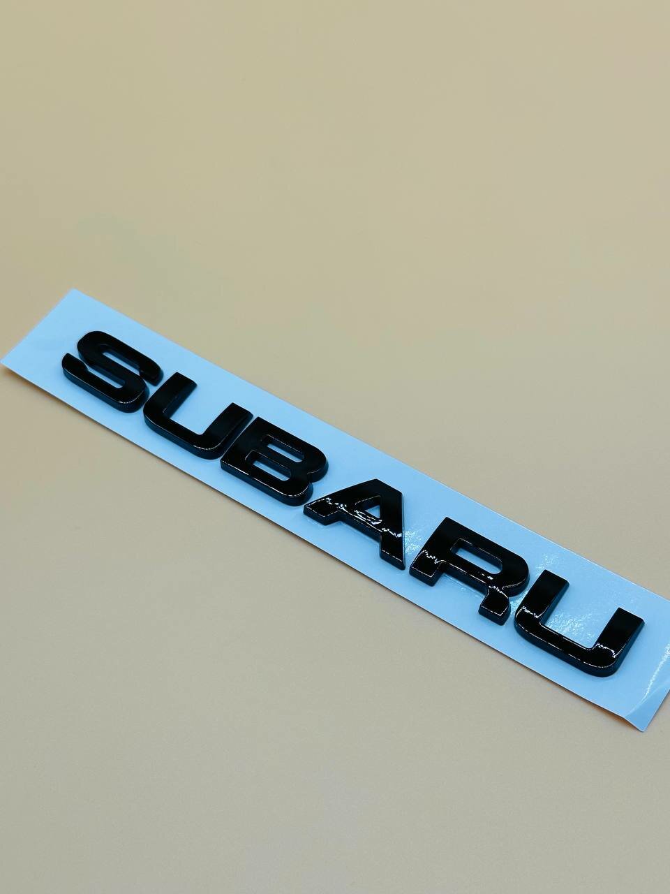 Шильдик Наклейка на багажник Subaru Черный Глянец 21 см
