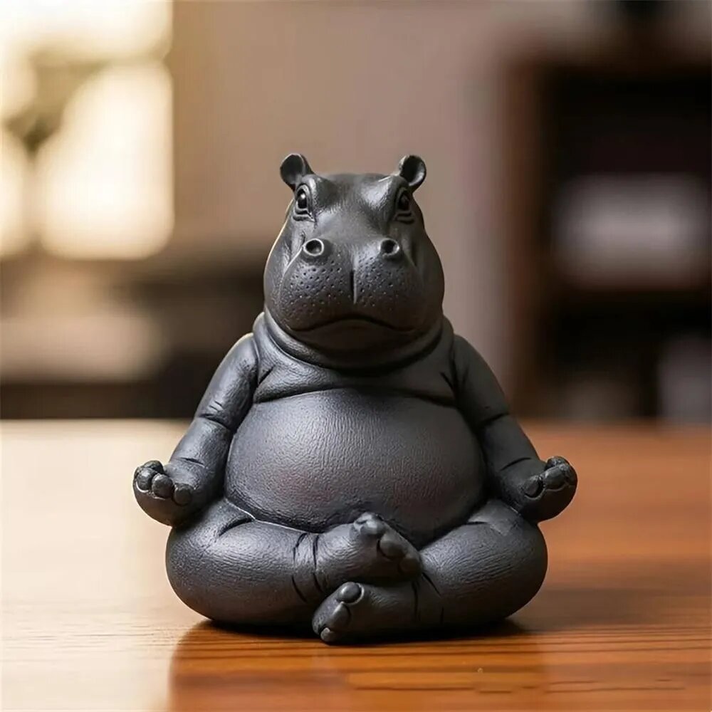 Йога-бегемот»: декоративная статуэтка из смолыСтатуэтка D, высота 6 см, длина 6 см