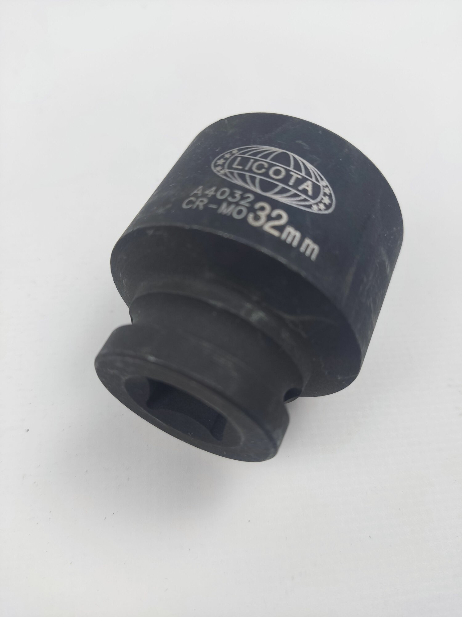 Головка торцевая ударная 1/2" 32мм A4032