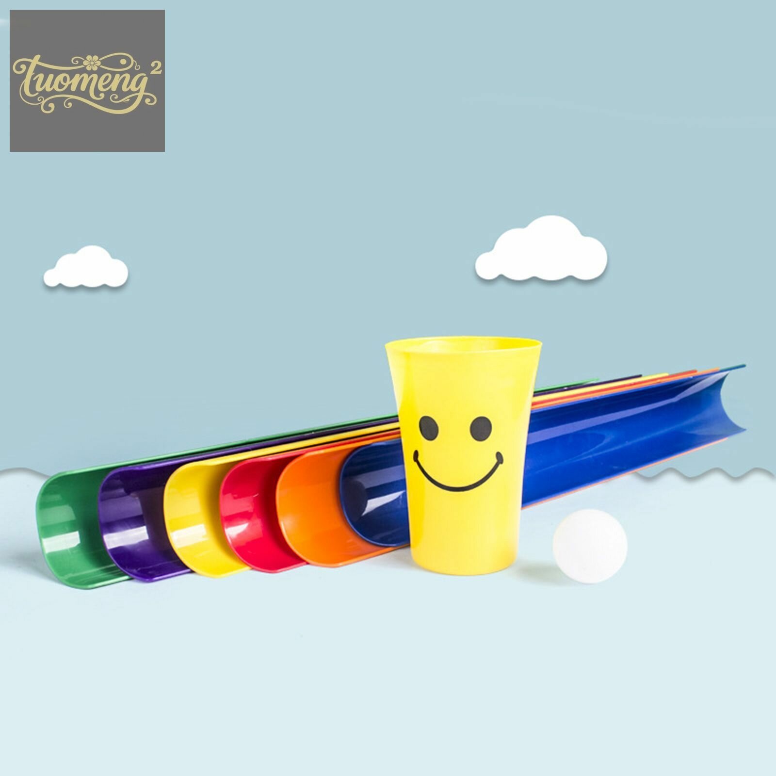 Игра на развитие командной работы с пластиковыми трубками, стаканом и мячиком для активного отдыха подростков и взрослых