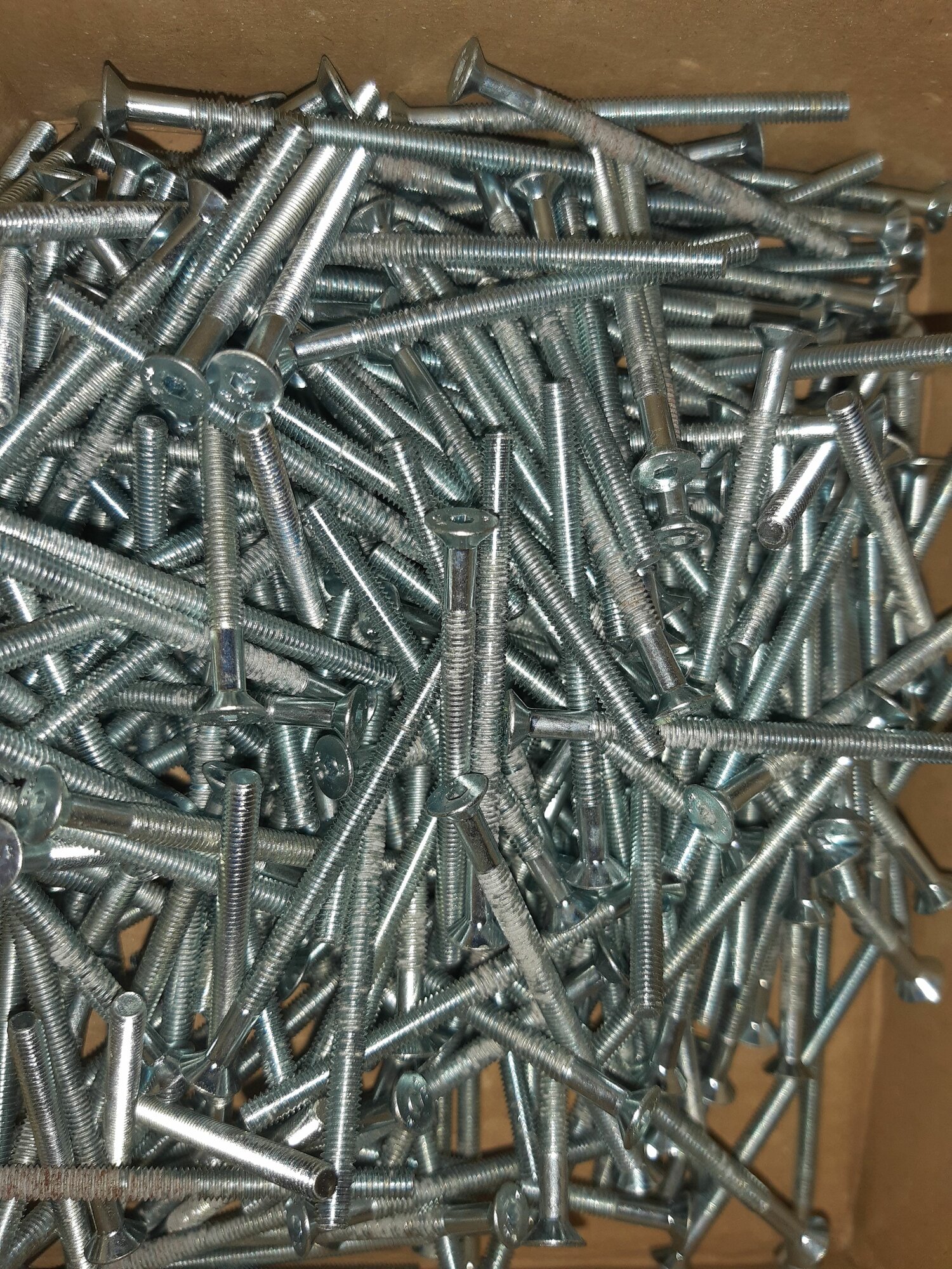 Винт DIN 7991 (ISO 10642) М4х60 с потайной головкой и внутренним шестигранником, оц. ст, кл. пр. 8.8, Wurth. 10 шт.