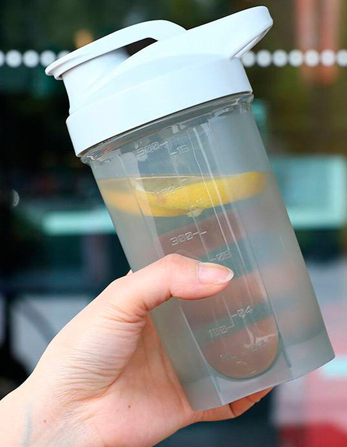 Шейкер спортивный белый 500 мл со шкалой