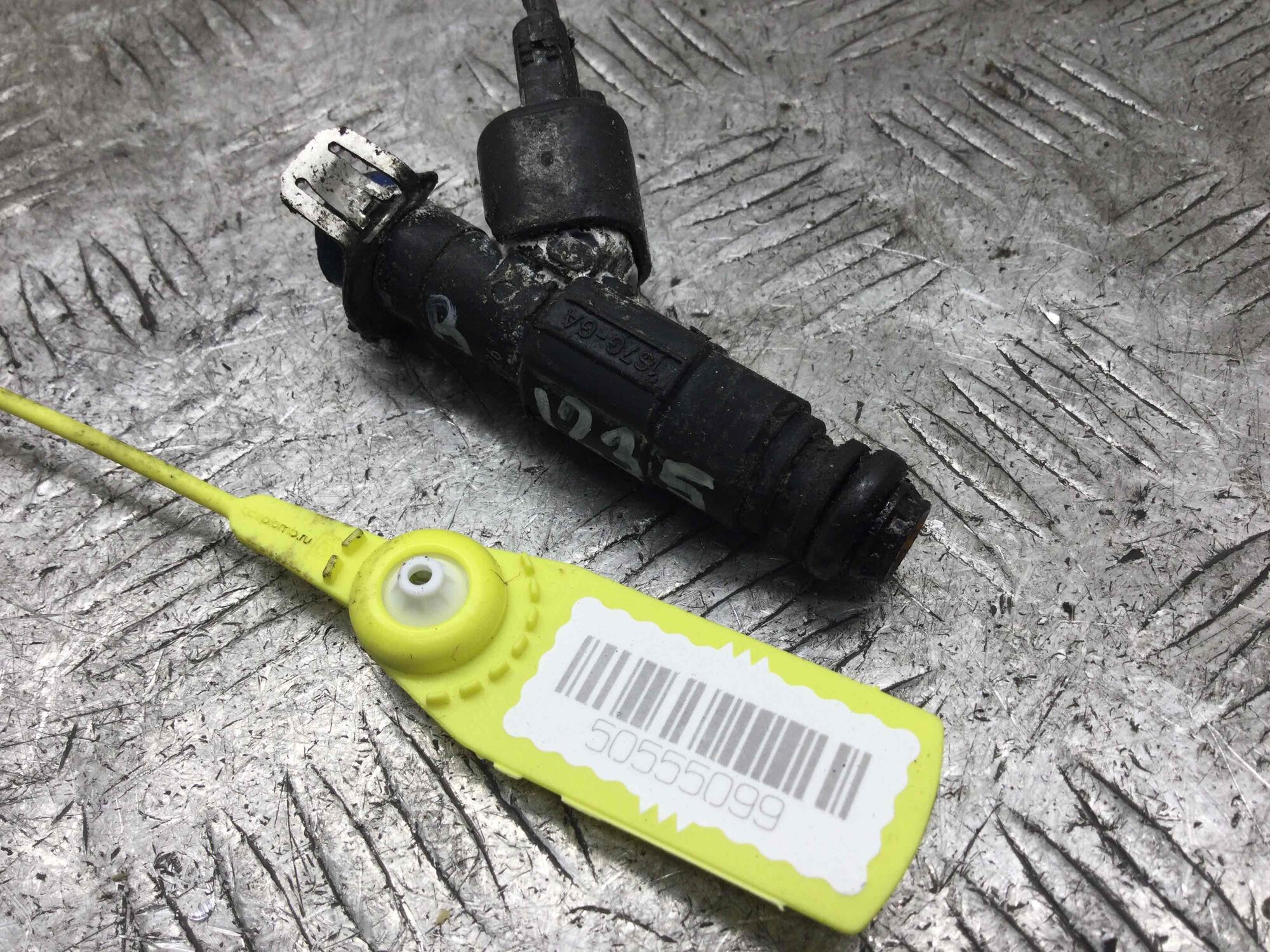 Б/У Форсунка Volvo S40 2 поколение [рестайлинг] (2007-2012) 2010 г.