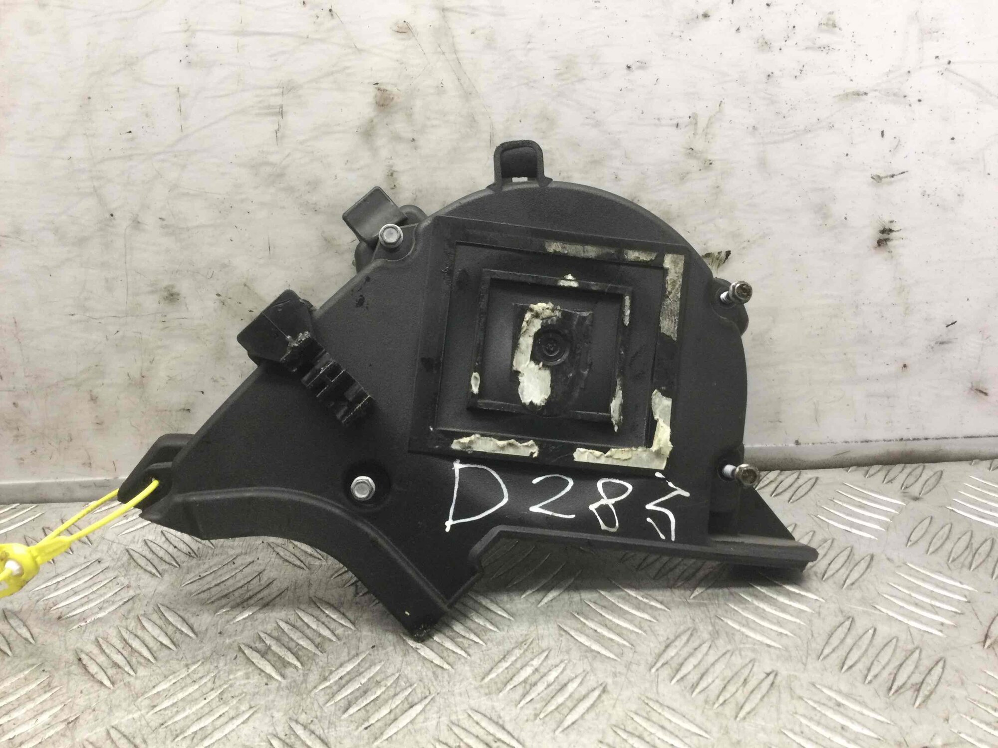 Б/У Защита (кожух) ремня ГРМ Peugeot 308 T7 (2007-2011) 2009 г.