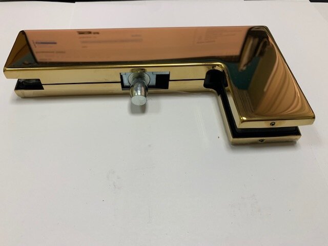 Угловой фитинг с осью