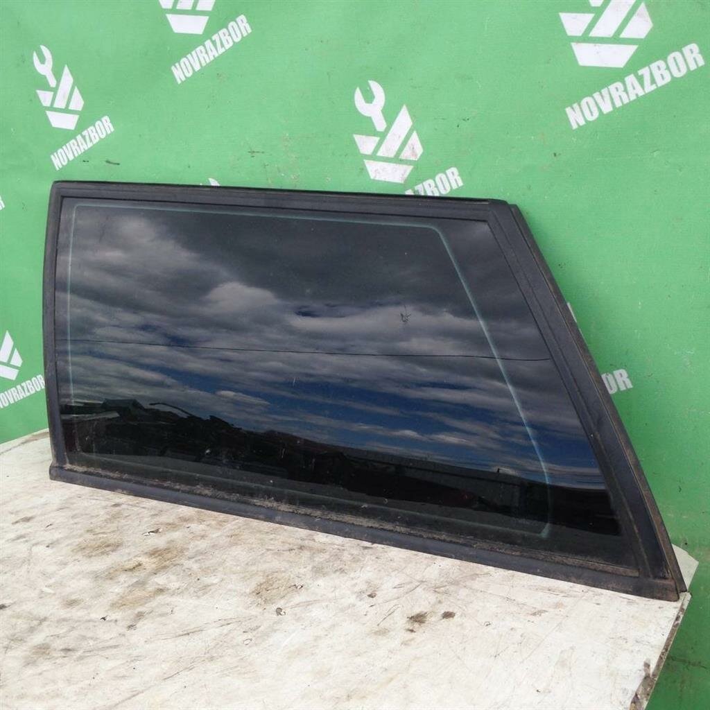 Стекло кузовное глухое левое VW Passat B4 94-96