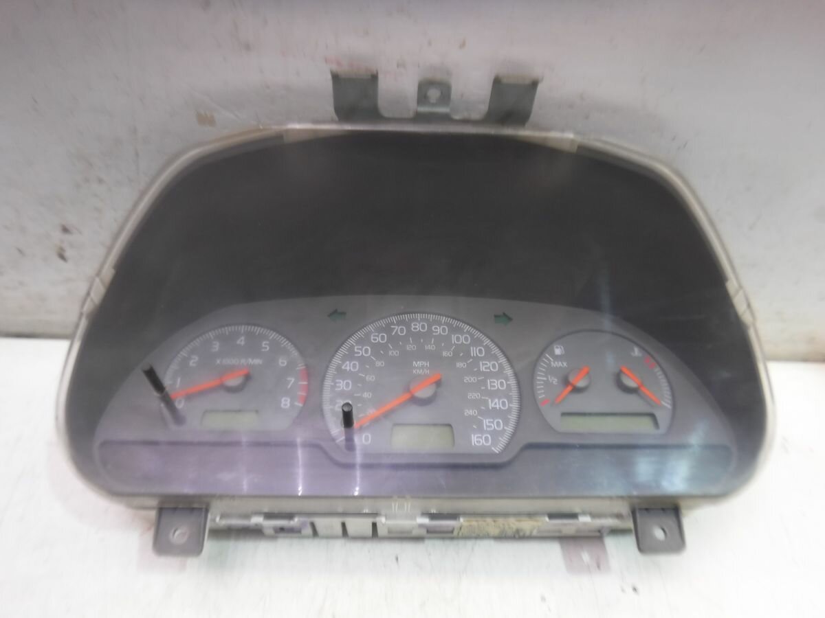 Панель приборов Volvo S40 I рестайлинг (1999—2004) 30889709