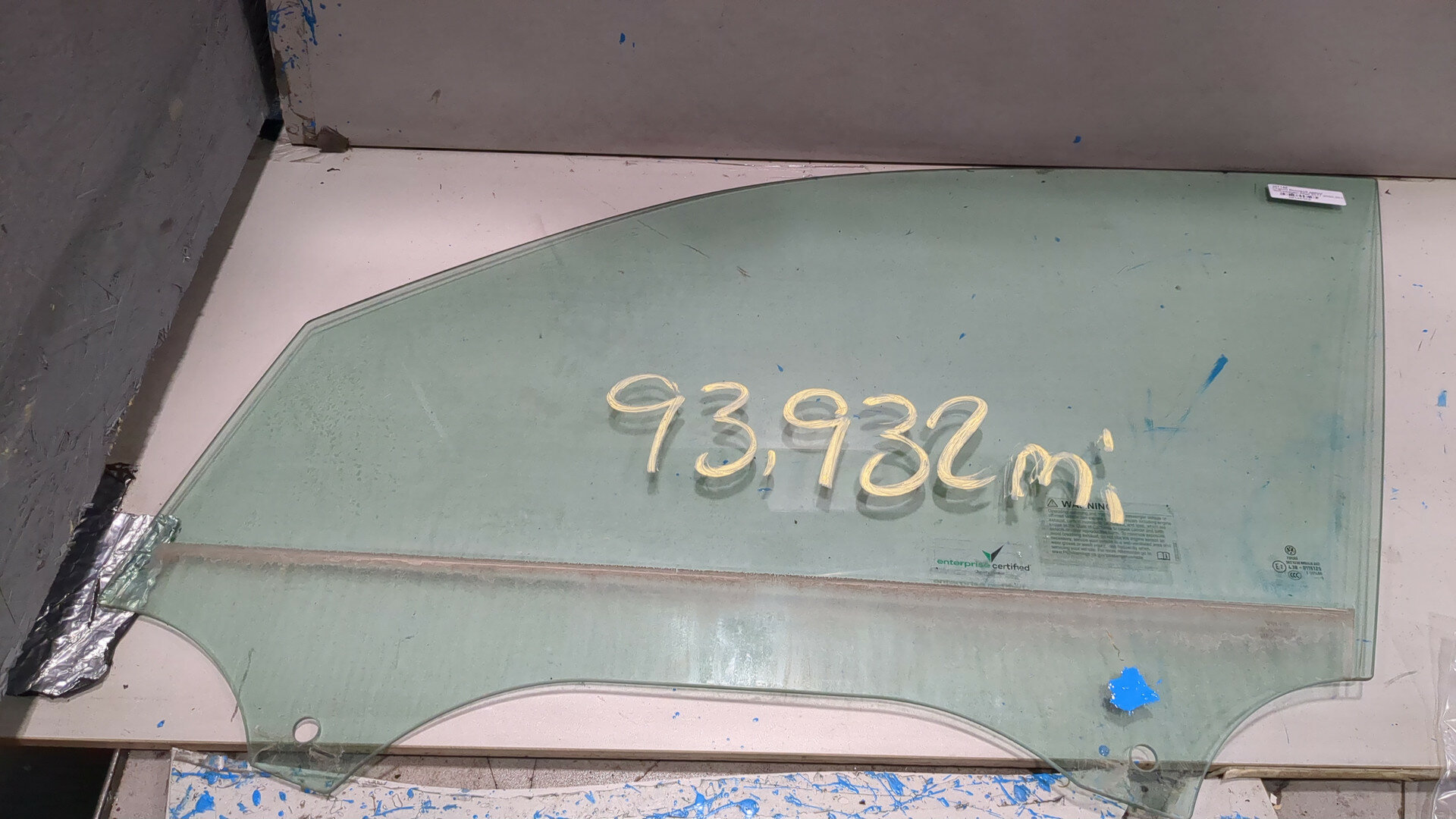 Стекло боковой двери левое переднее Volkswagen Atlas Б/У