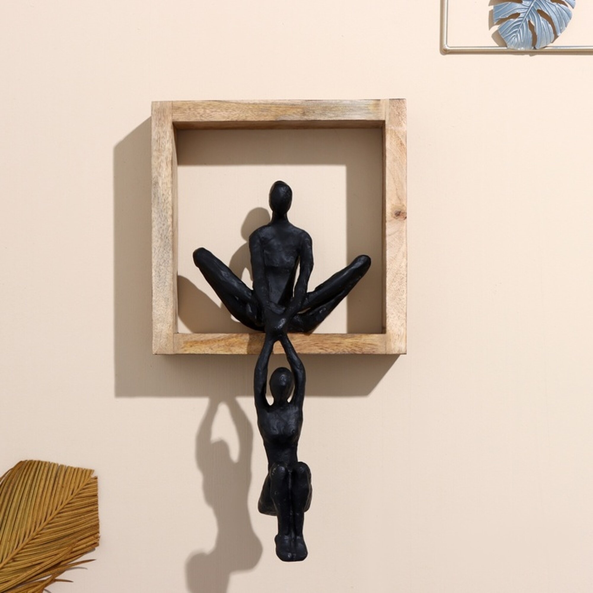 Сувенир «Опора», 24×14×45 см, полимерная смола, манговое дерево