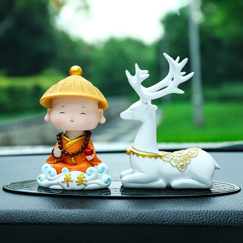 Автомобильные украшения с элитным дизайном, креативные фигурки монахов и оленей-талисманов для автомобиля, полная коллекция новых высококлассных автомобильных аксессуаров.