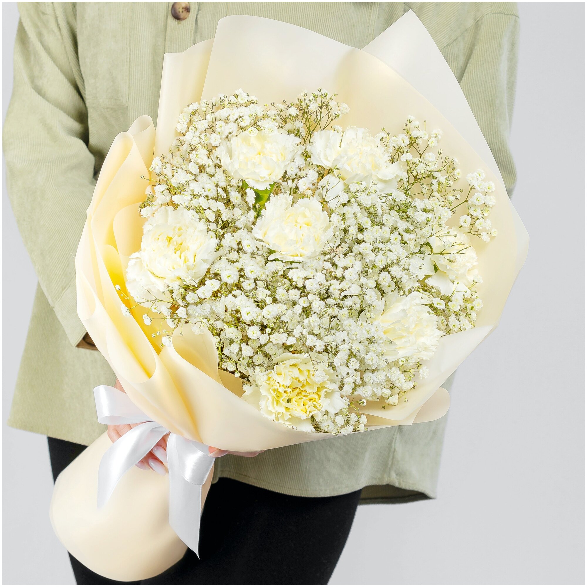 Дуо-букет Мегацвет24 "Белая гвоздика и гипсофила", белый, дизайнерская упаковка