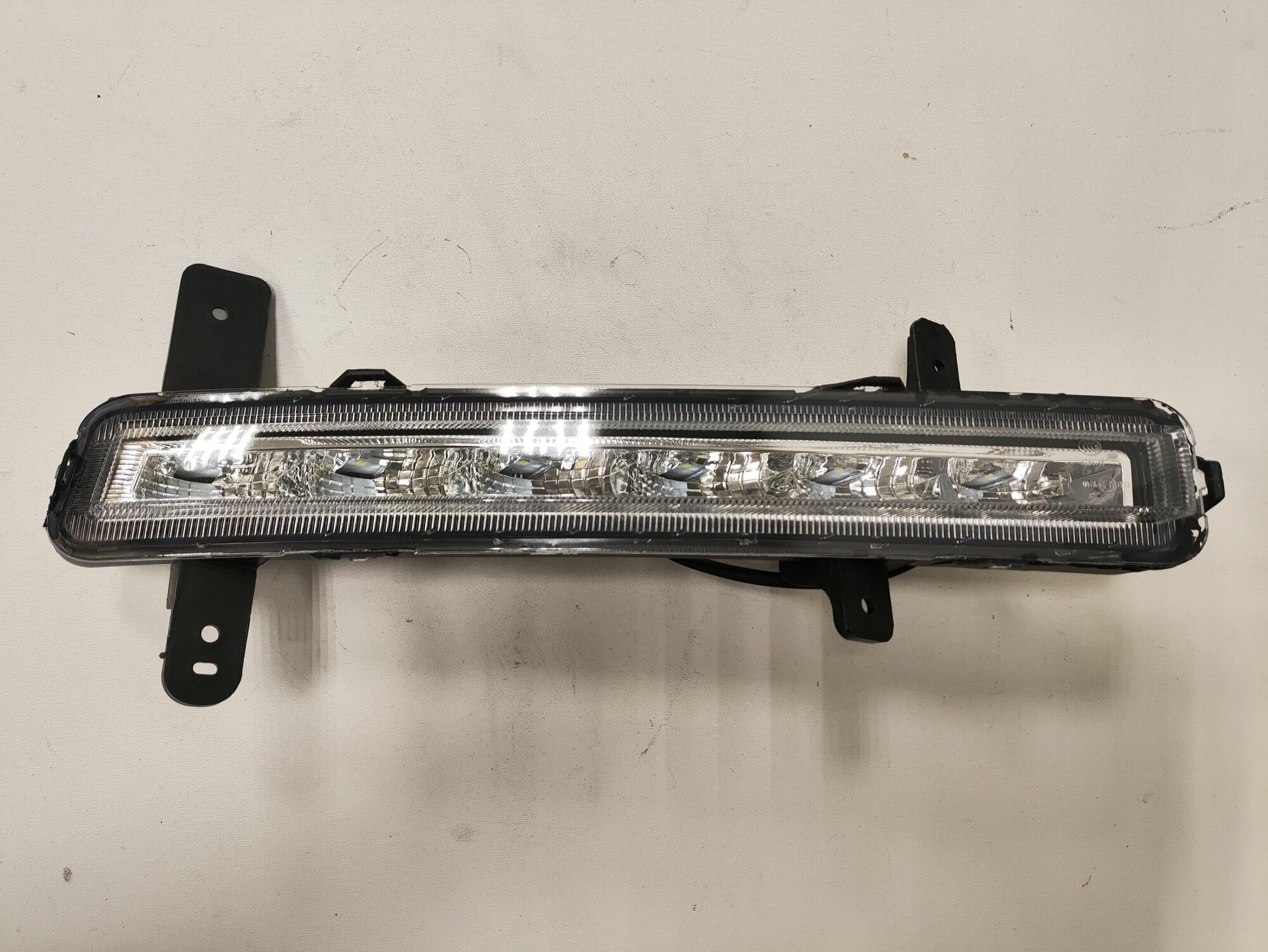 Дневной ходовой огонь правый Haval H2 [1.5 16V 6MT внедорожник 4X4] 4137200XSZ08B