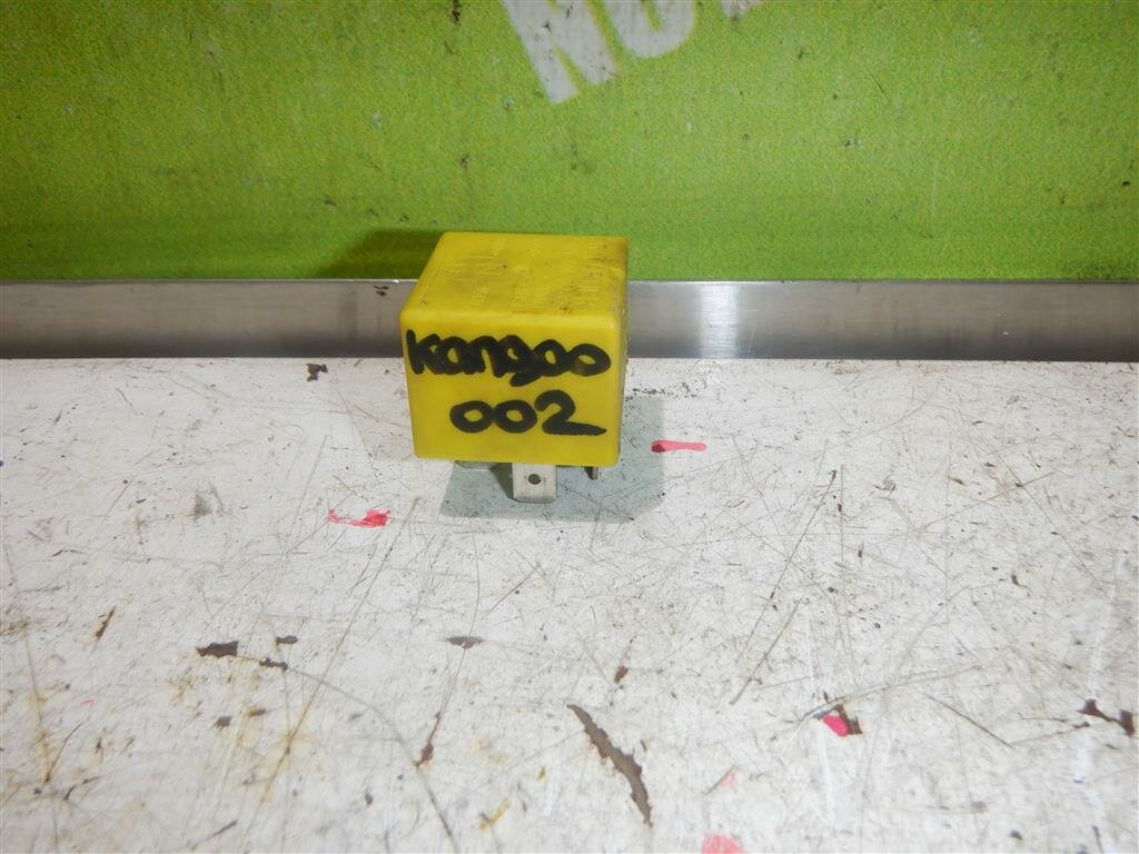 Реле Renault Kangoo 97-03