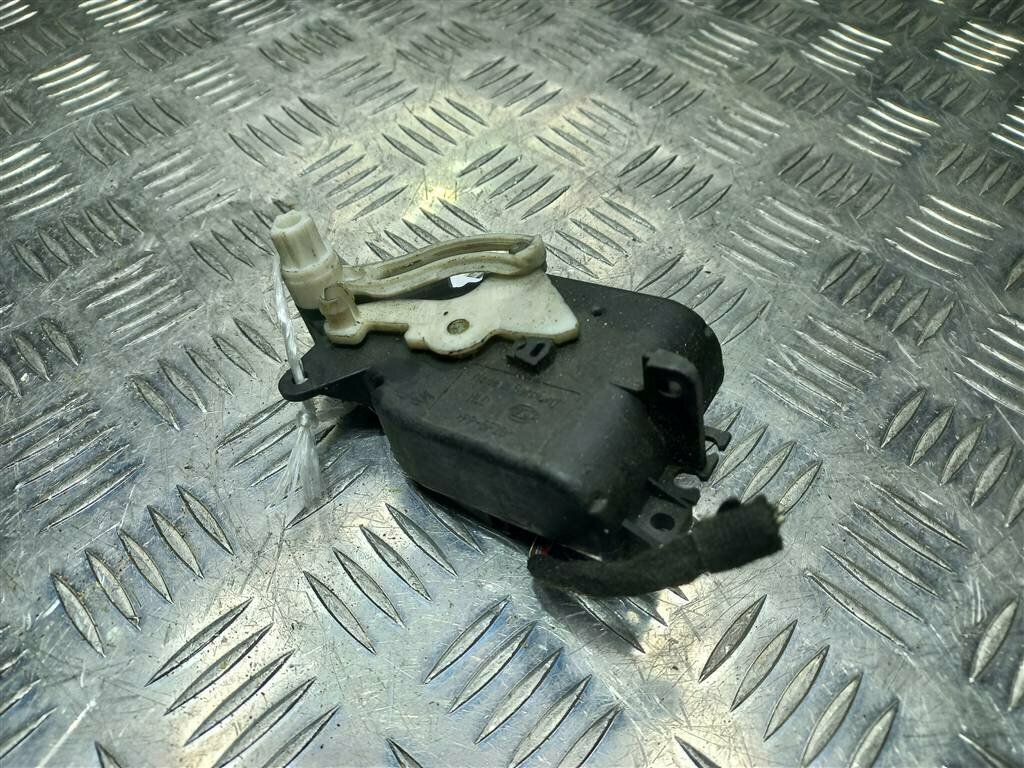 Моторчик заслонки отопителя Б/У для Volkswagen 1J2907511A