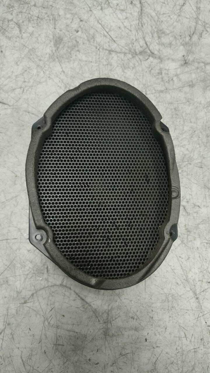 Динамик высокочастотный (пищалка) двери Ford Focus (1998 - 2001) XS4F18808AB