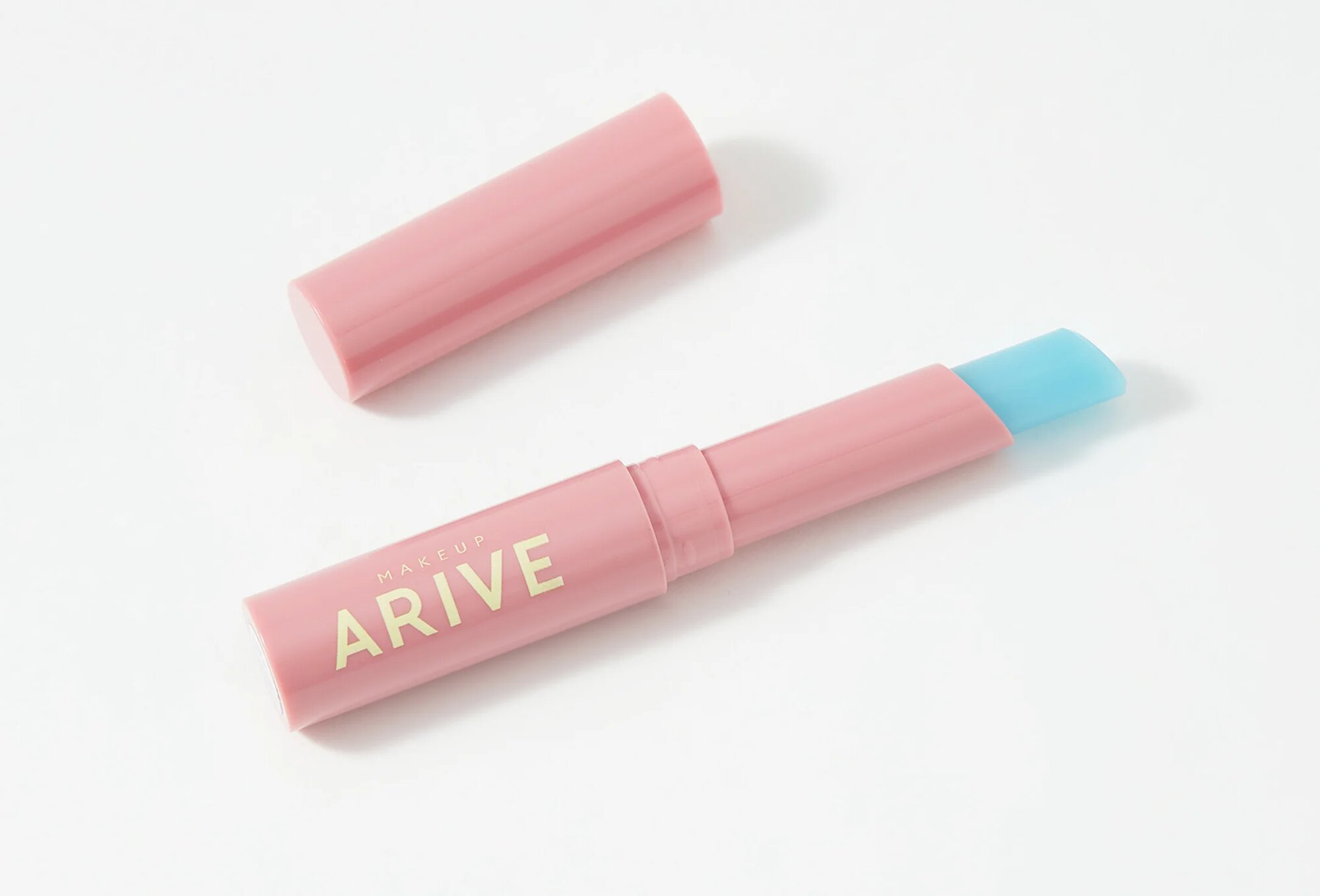 Помада ARIVE MAKEUP Balm Lipstick 01, кремовая, увлажняющий финиш — фото 1