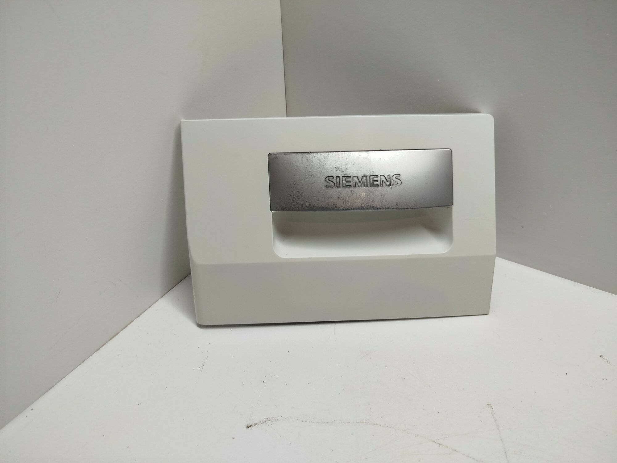 WIQ1433EU кт264 Крышка дозатора порошка стиральной машины Siemens WIQ1433EU