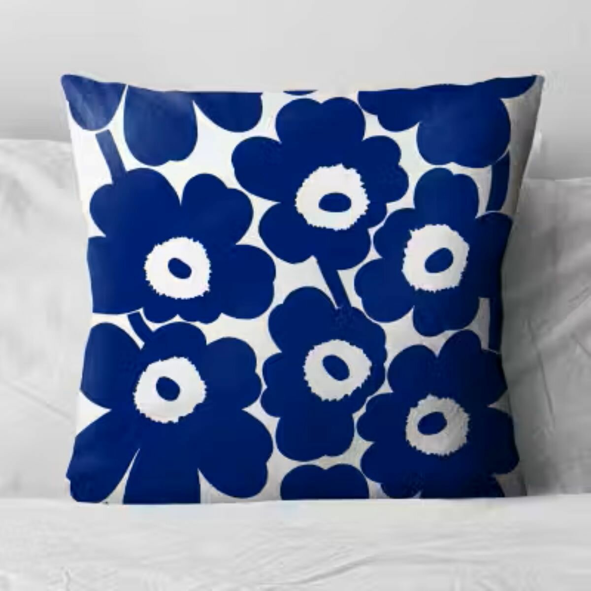 Чехол для подушки Синие цветы велюр Акварель 40х40