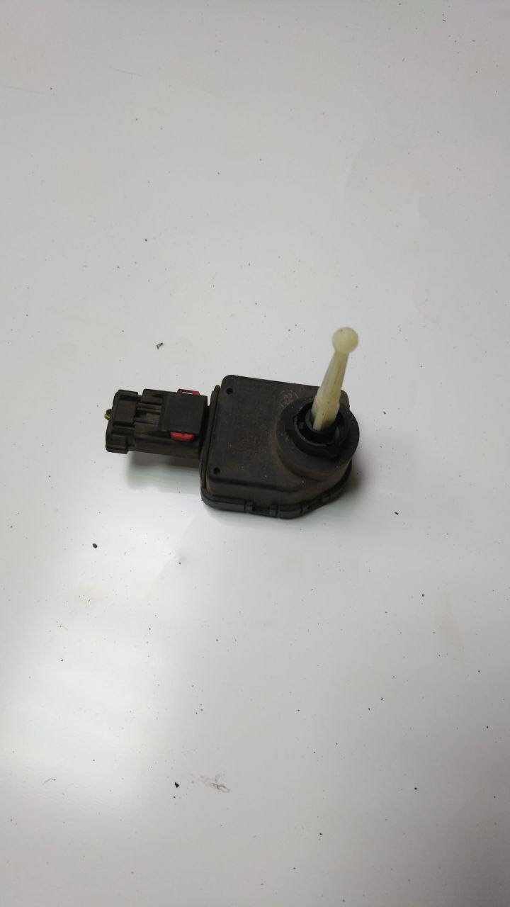Корректор фар Chrysler Voyager 3 (1995 - 2001) 0307852366