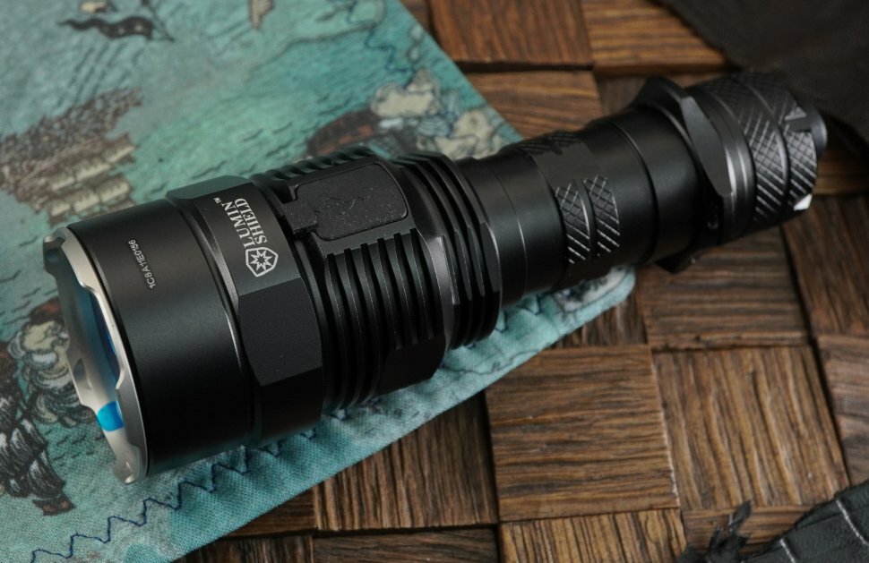 Мощный тактический фонарь Nitecore TM9K Pro