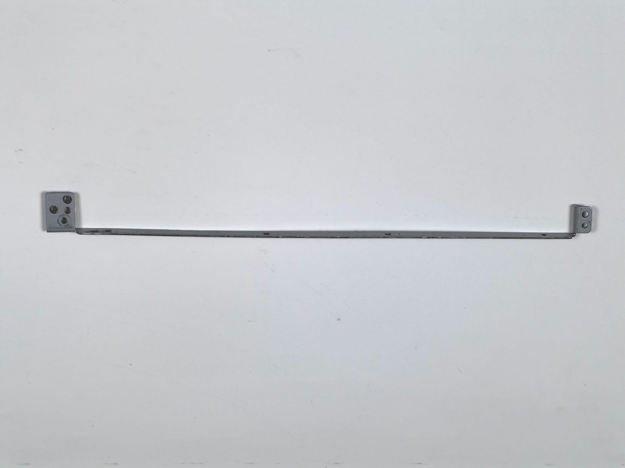 Правая направляющая (крепление) матрицы ноутбука Sony VAIO VPC-EE, PCG-61611V