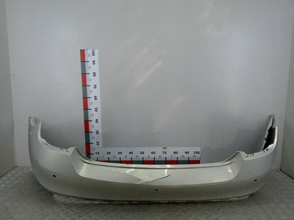 Бампер задний Skoda Rapid 1 60U807421B арт. 2247037