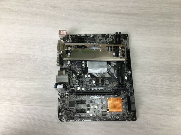 Материнская плата S-1151 AsRock H110M-DGS REV.2.01, H110/2xDDR4/SATA/Lan/USB3.0/VGA/DVI/Sb/mATX