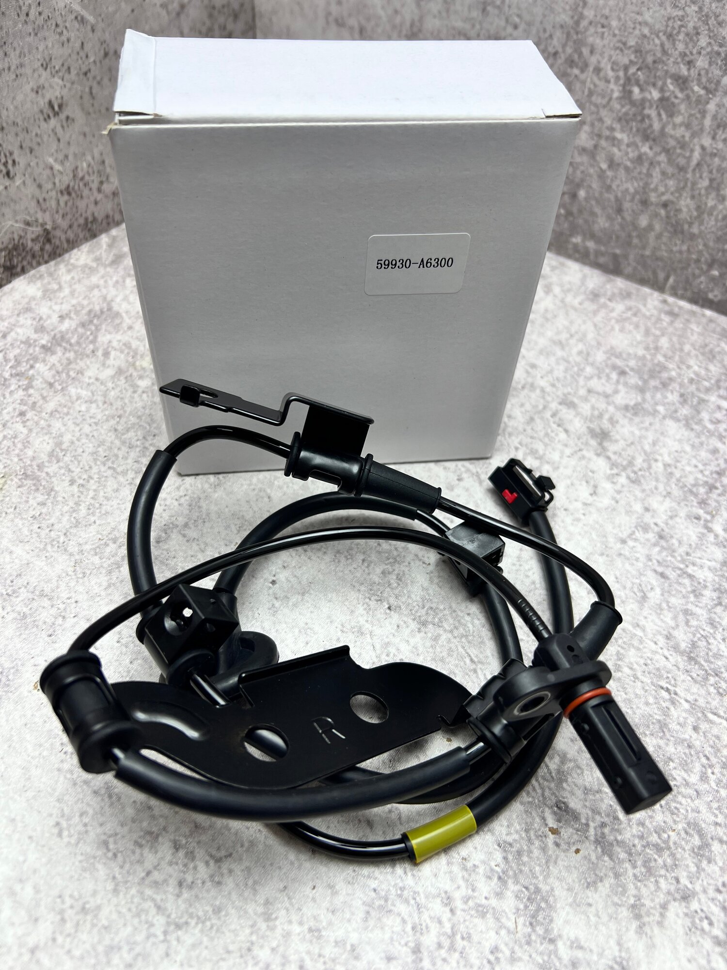 Датчик ABS задний правый 59930a6300 для Kia Ceed 2012-2018, Hyundai I30 2012-2017