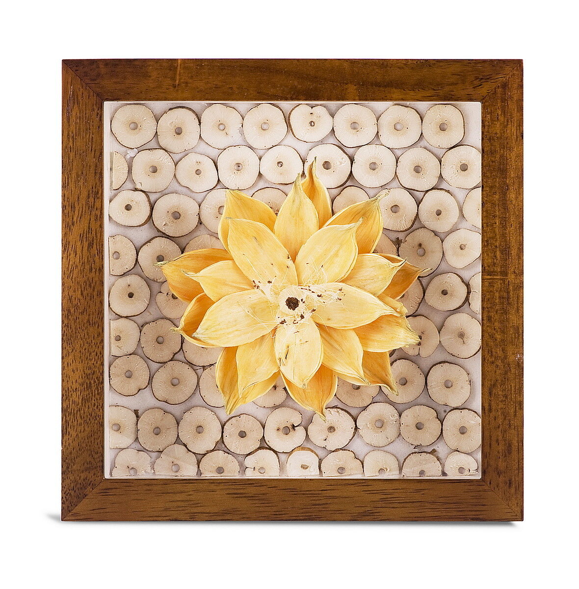 Панно настенное цветы из сухоцветов в деревянной рамке