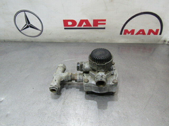 Клапан ускорительный WABCO MAN TGX, TGS, TGA