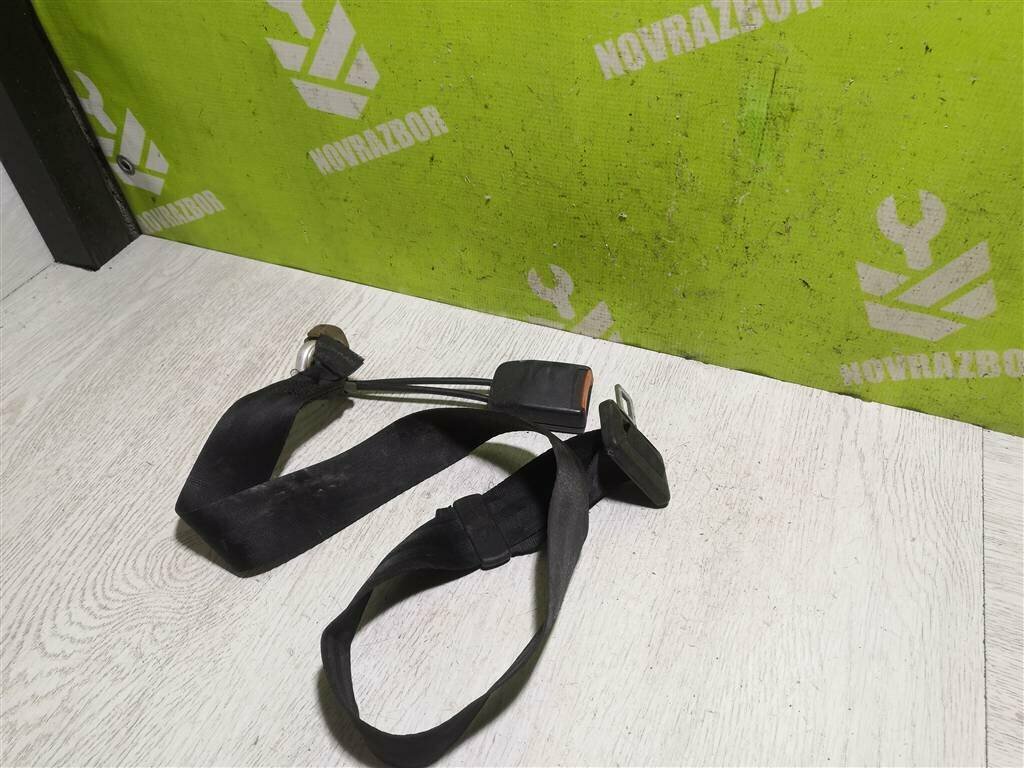 Ремень безопасности Audi 80 90 B3 86-91