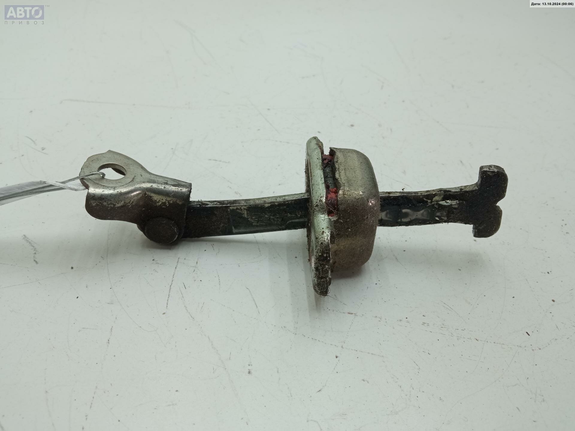 Ограничитель открывания двери передней Toyota Aygo