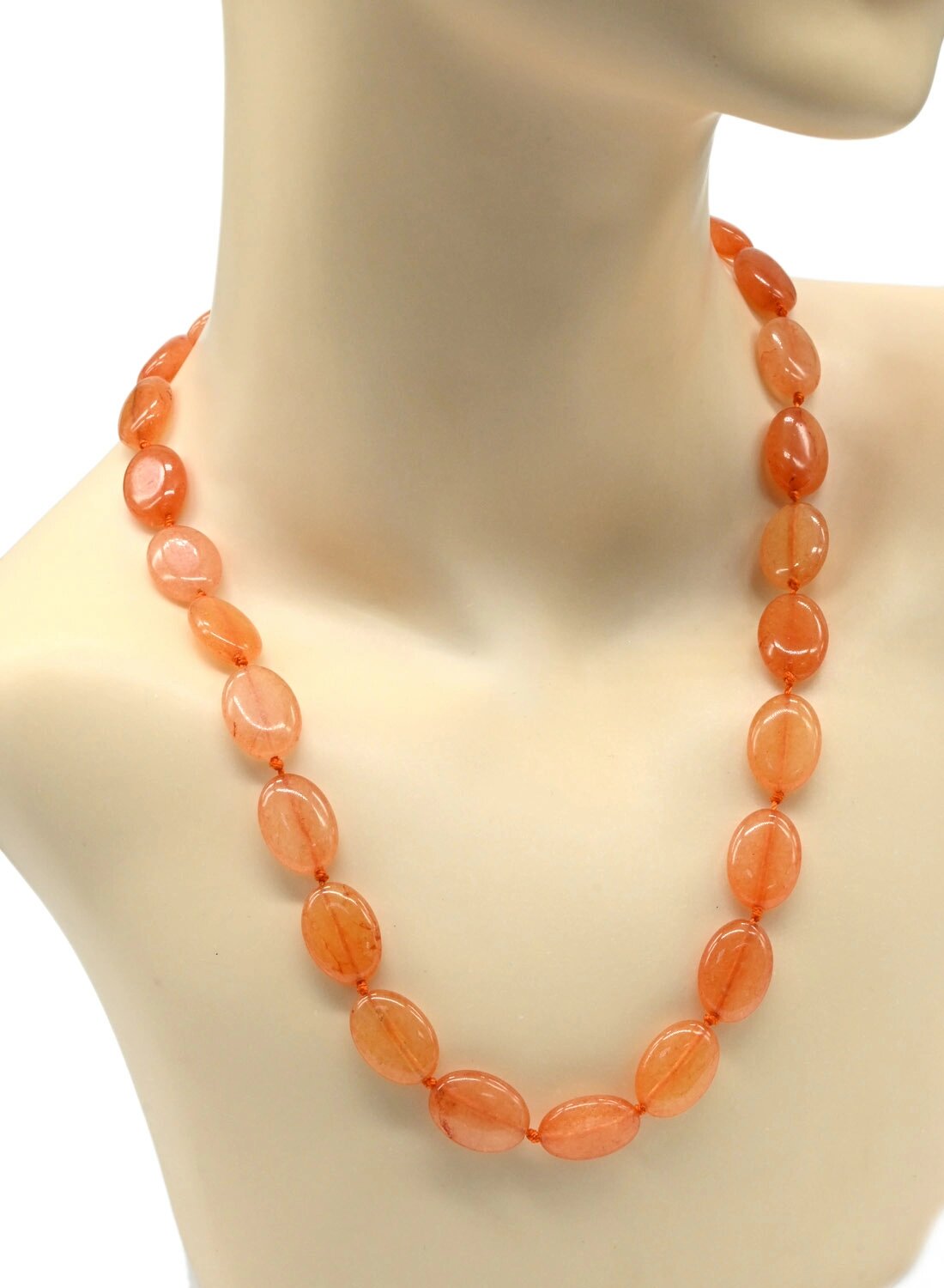 Бусы, кальцит