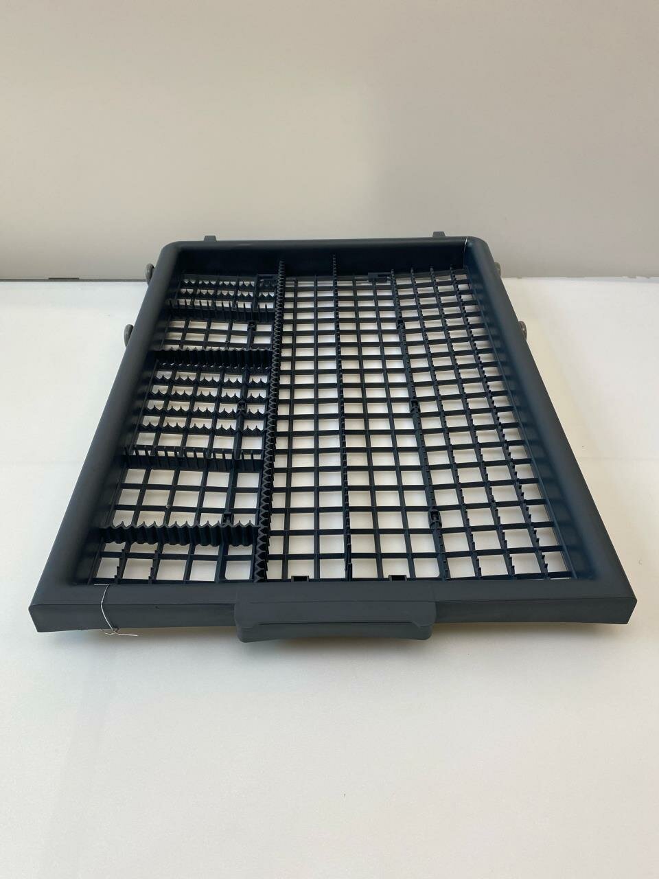 Корзина для приборов, для ПММ Beko BDIS38120Q