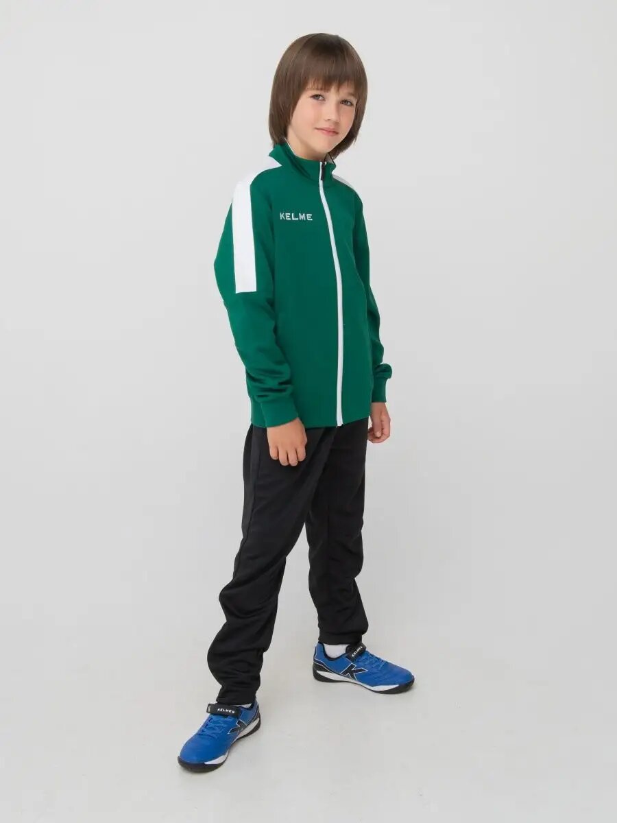 Костюм спортивный