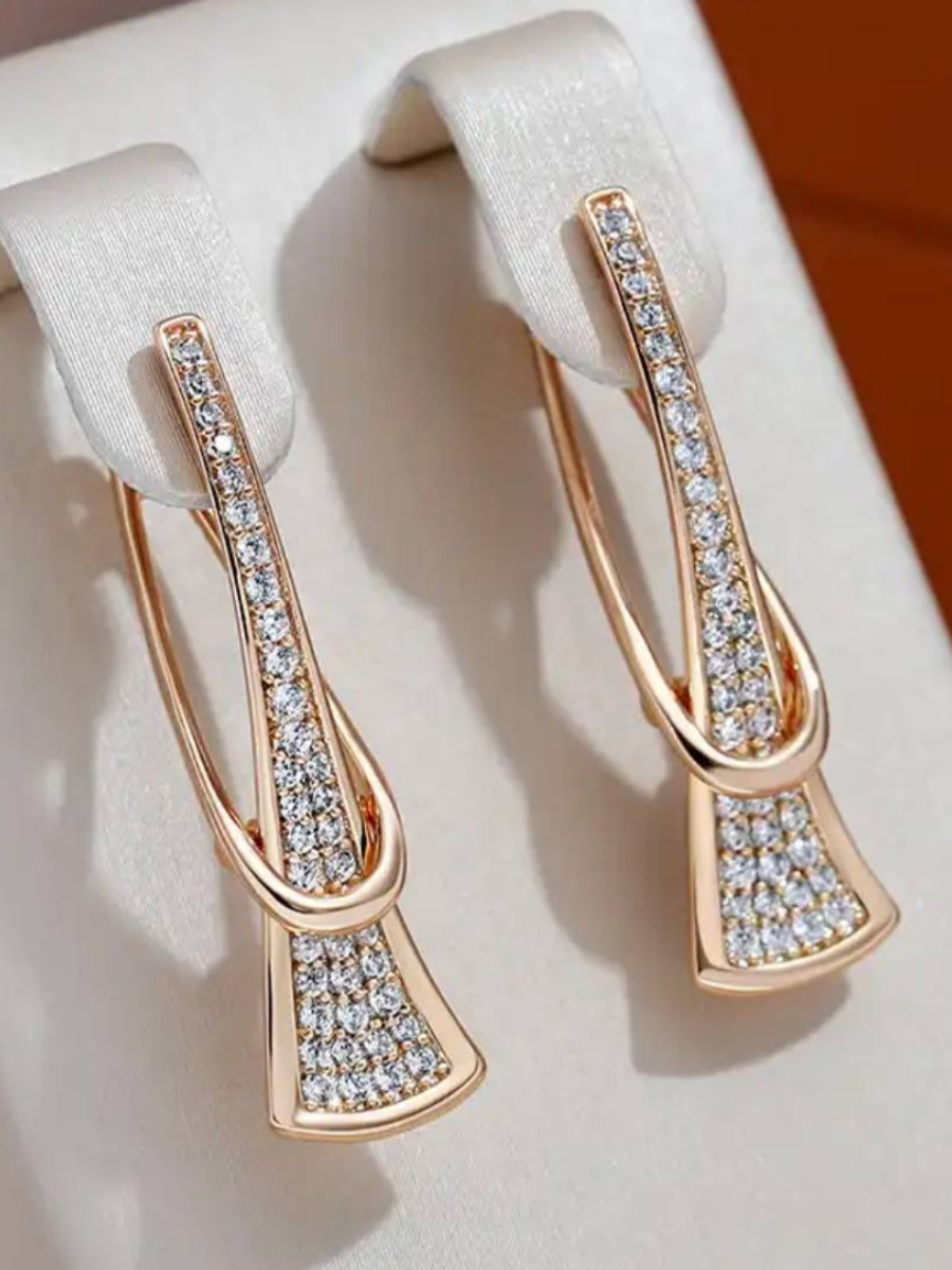 Комплект бижутерии XINQUAN jewelry: серьги, циркон, фианит