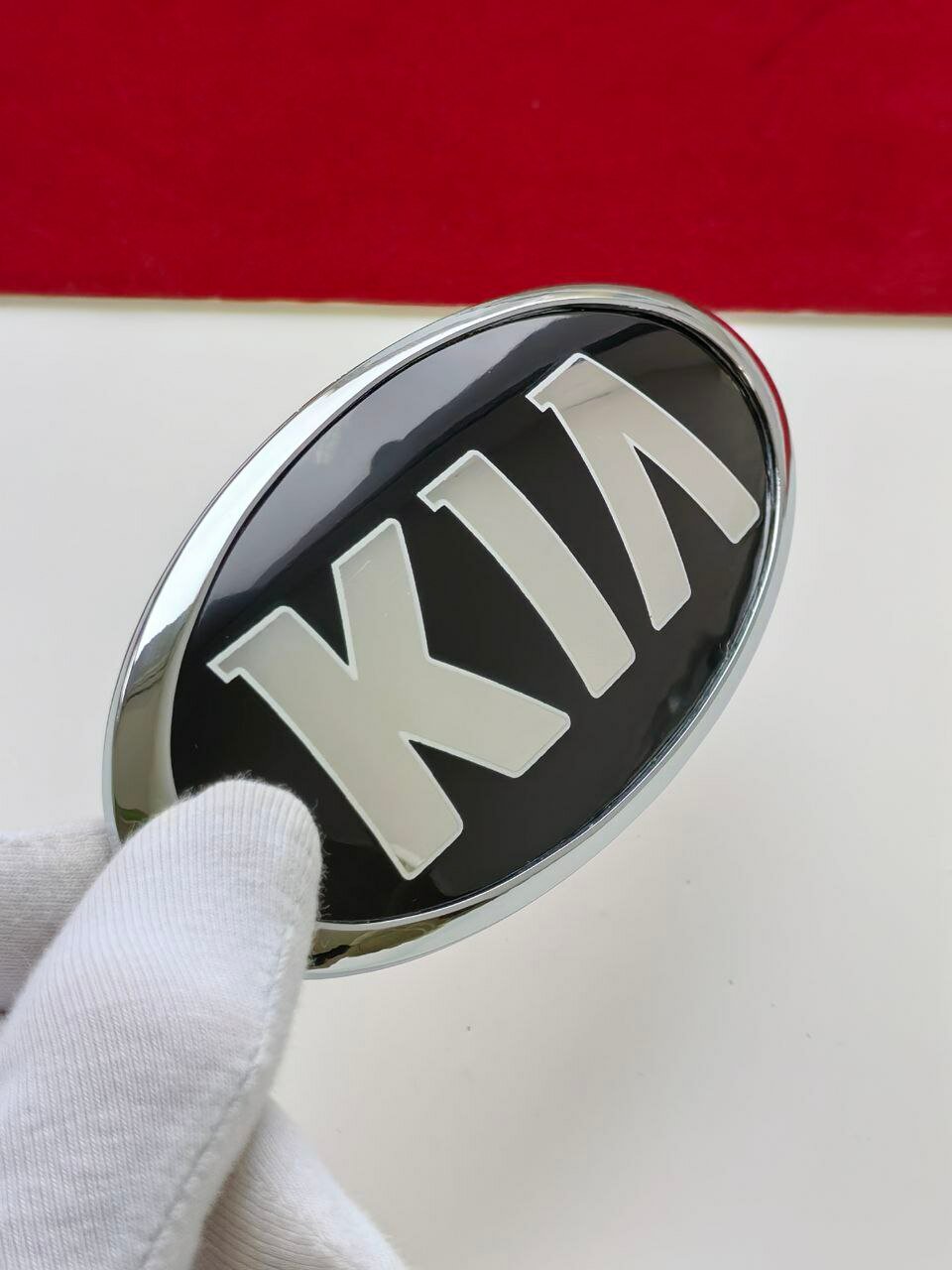 Эмблема Kia 115мм/57мм, значок для КИА 1шт.