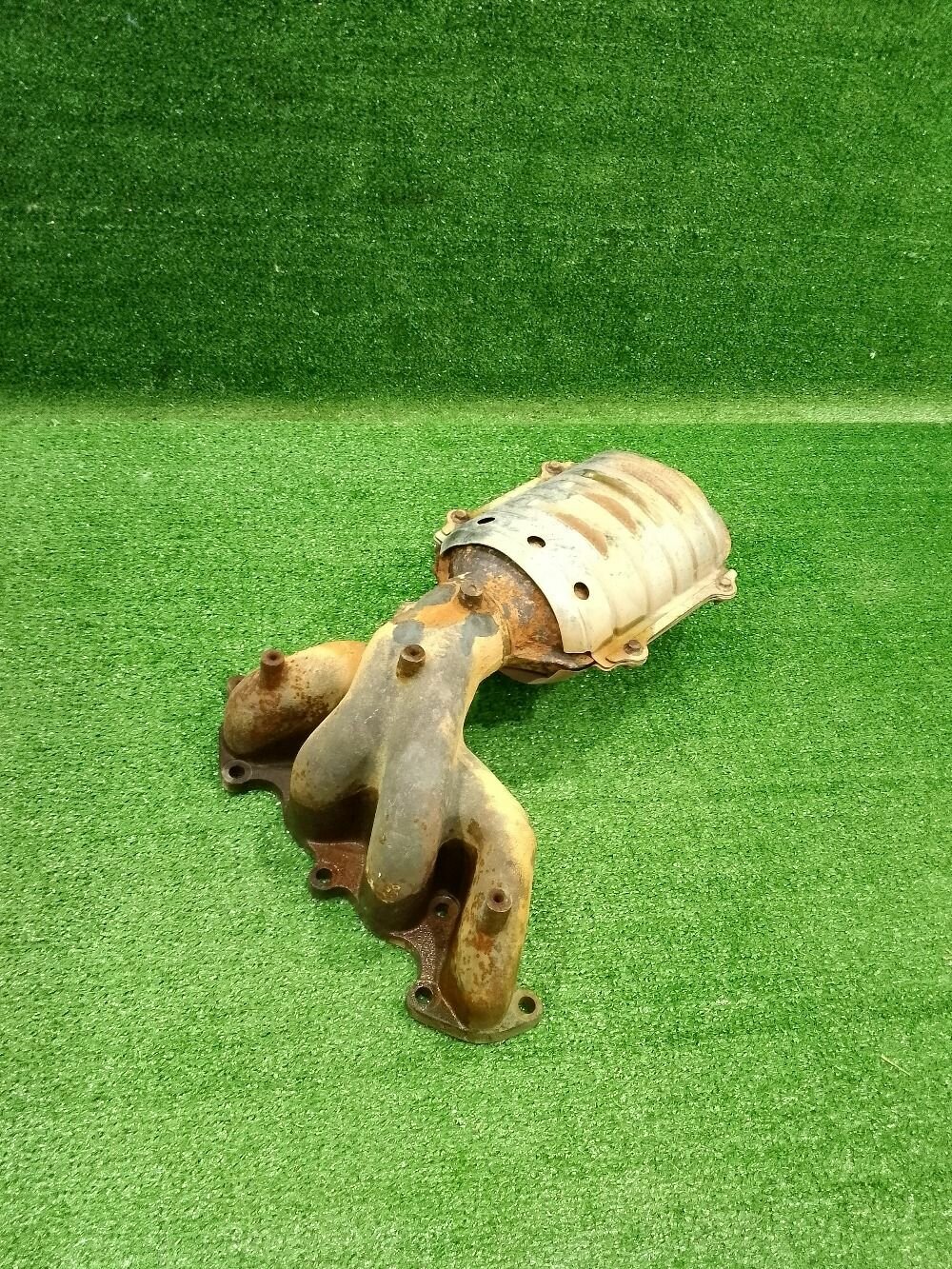 Коллектор выпускной Kia Rio I Б/У с пробегом