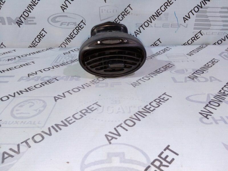 Дефлектор воздуховод Ford Focus 1 Б/У с пробегом