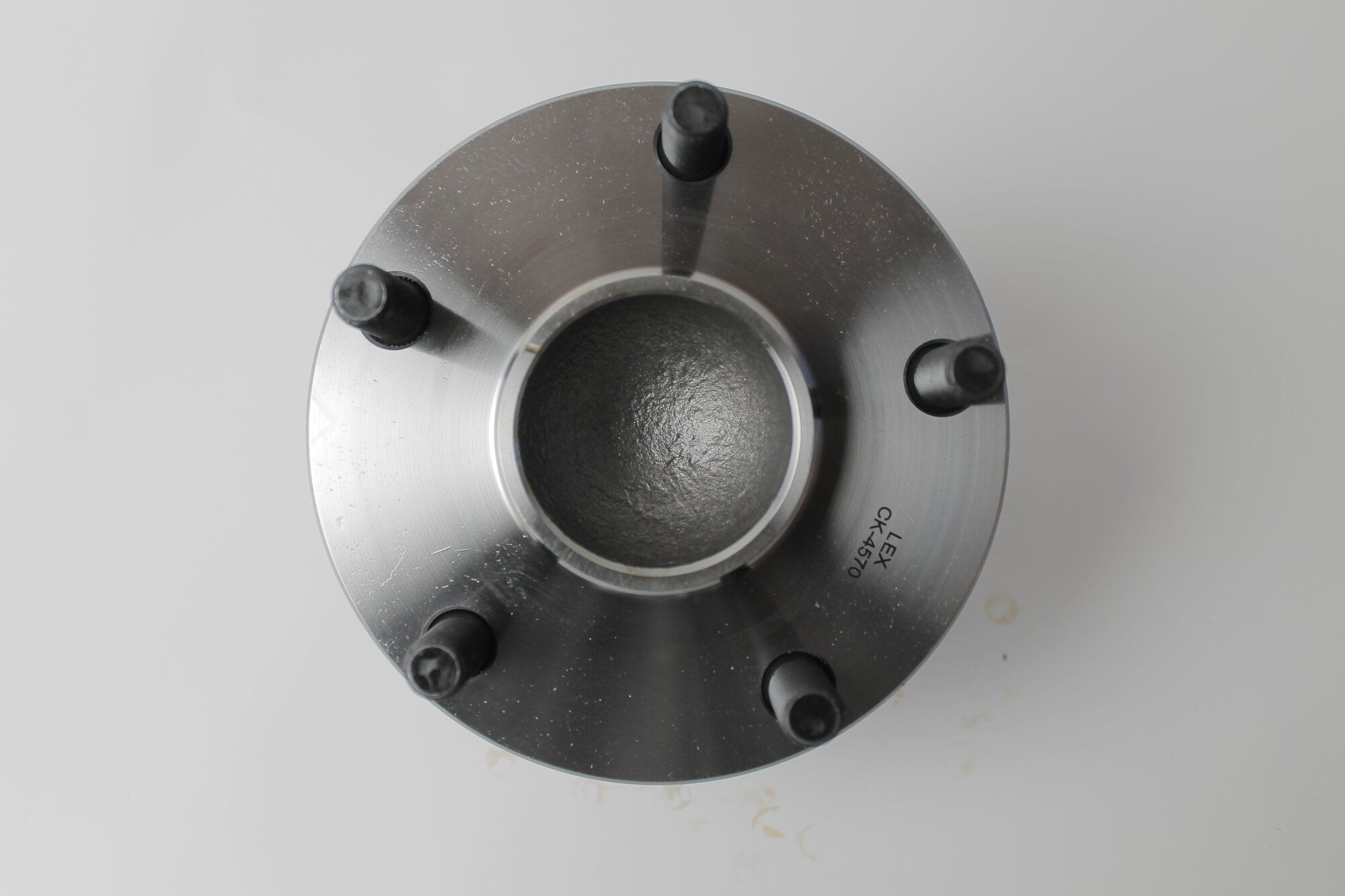 Ступица задняя в сборе SUZUKI SX4 1, Vitara 2, Swift 4 (аналог SKF VKBA6579)