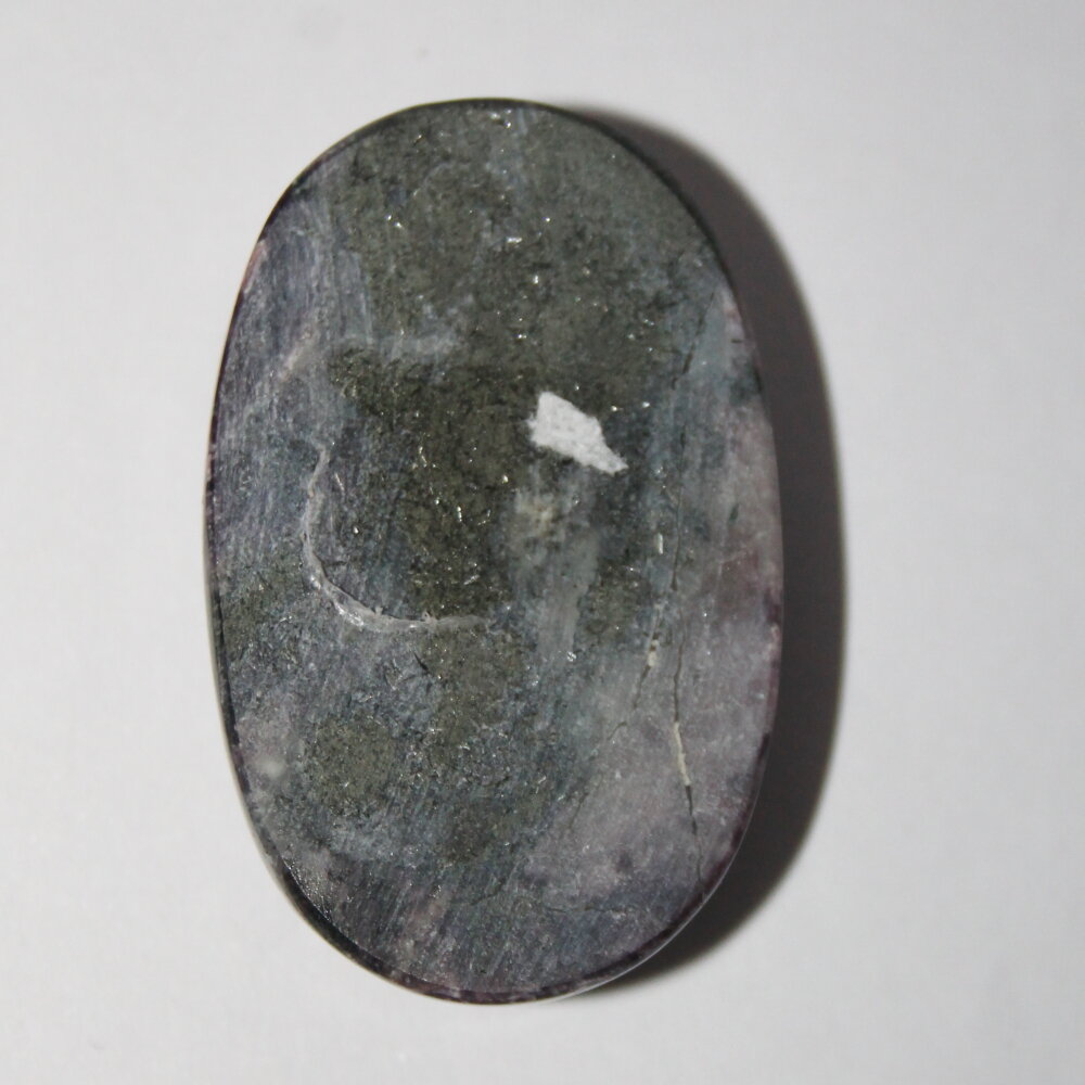 Чароит кабошон, натуральный камень, 44х28х8 мм, Якутия, "True Stones" — фото 1