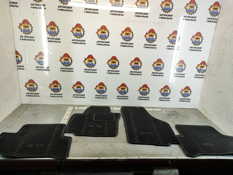 Коврики комплект Skoda yeti 5L 2009-2018 5l862435