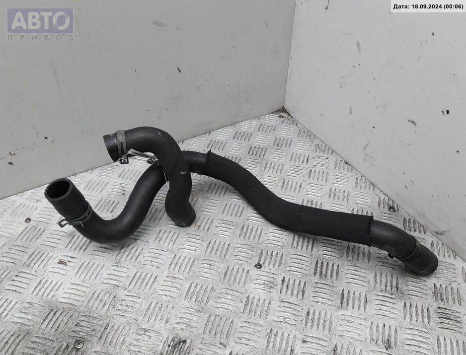 Патрубок радиатора Volkswagen Bora