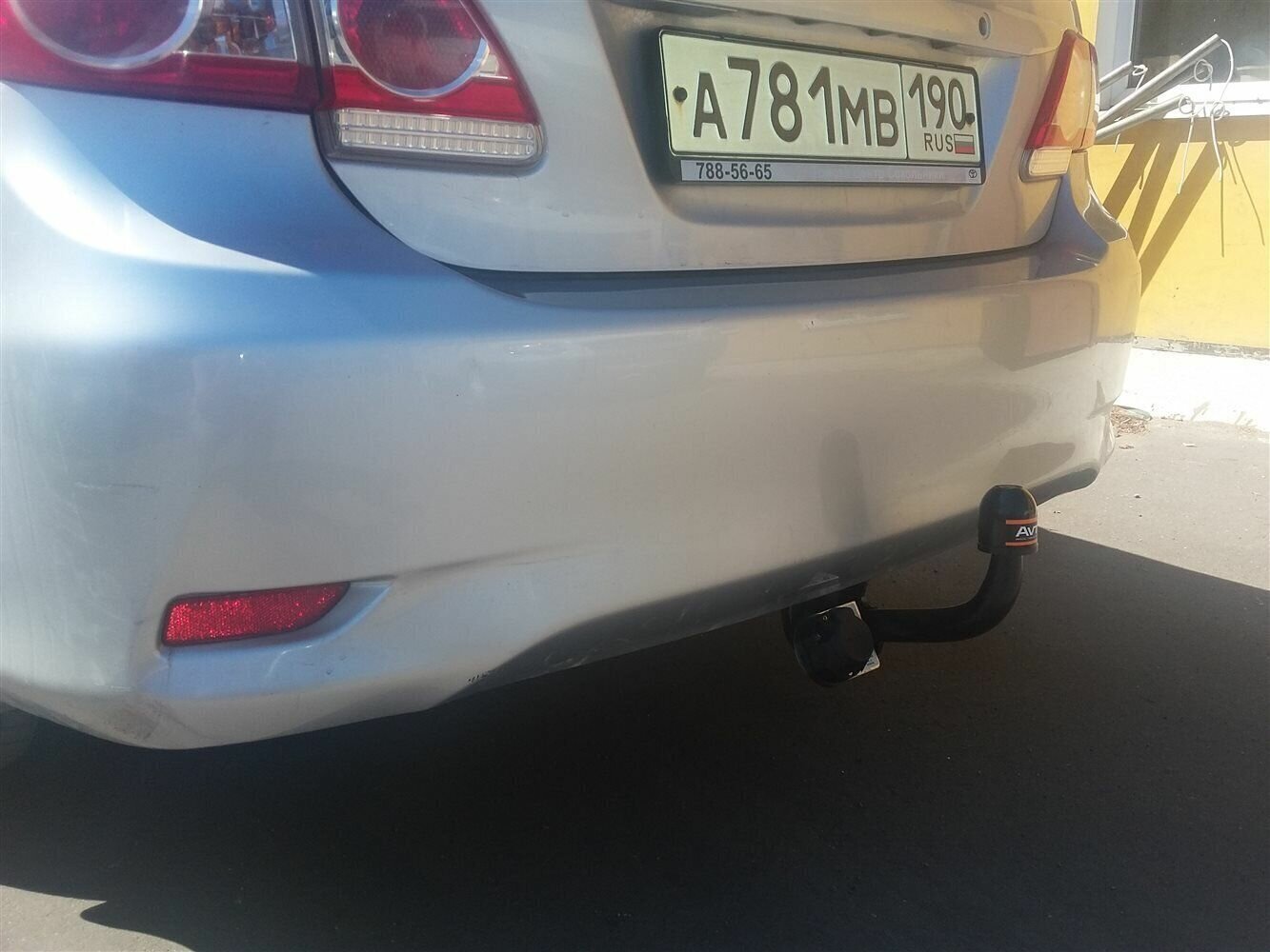 Фаркоп для Toyota Corolla седан 2007-2013гг. (без электрики) (паспорт и сертификат) AvtoS. TY18