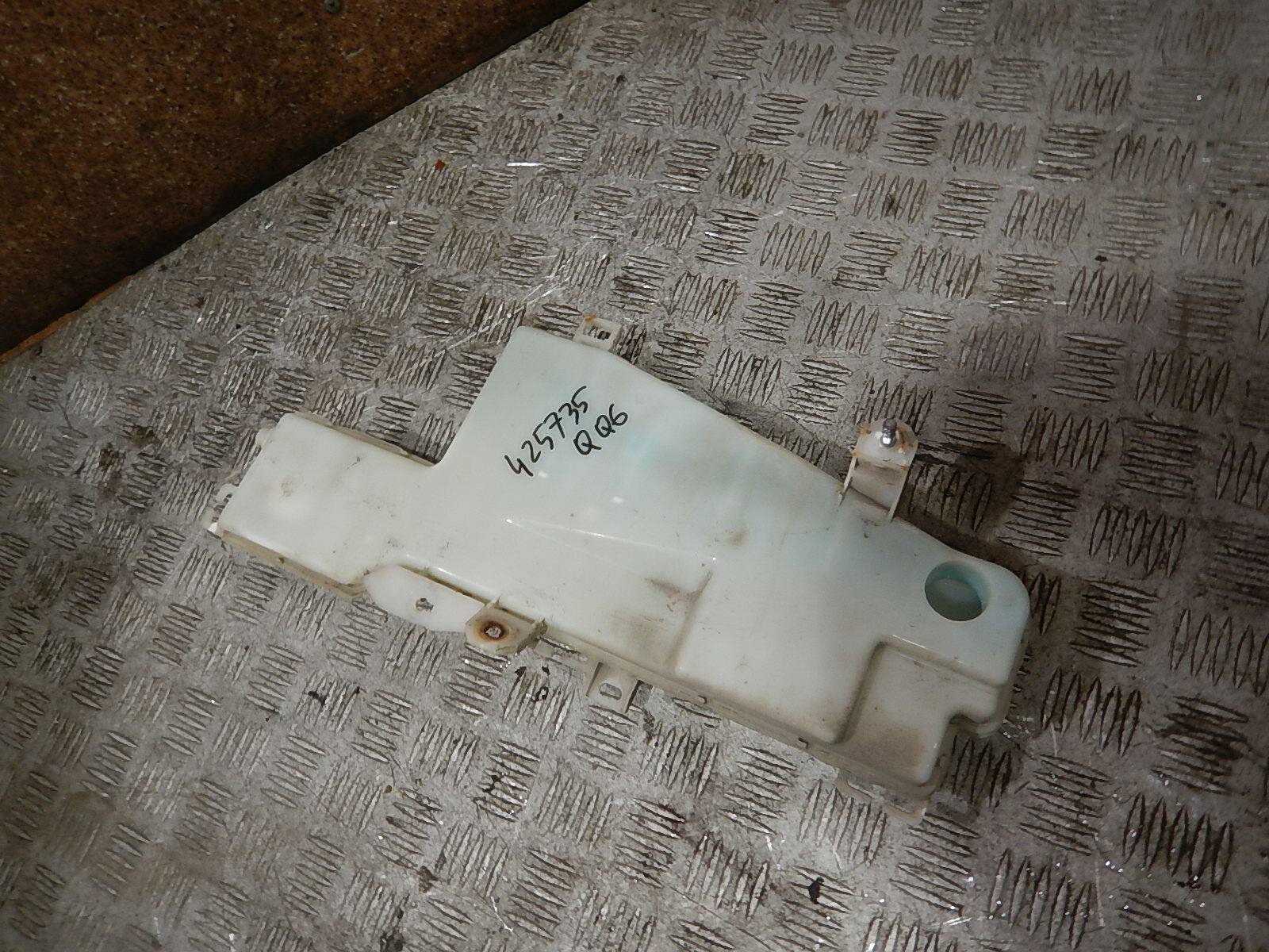 Б/У Бачок омывателя лобового стекла, Chery (Чери)-QQ6 (S21) (07-10) Chery QQ6 (S21) (07-10) Без видимых повреждений. 425...