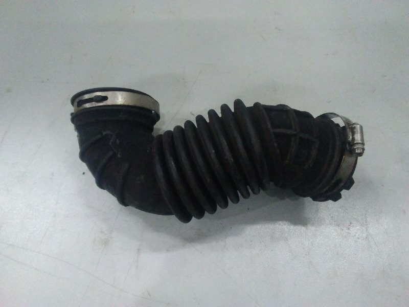 Б/У 1.6 F16D4 , Шевроле Авео Т300 Патрубок воздушного фильтра Chevrolet Aveo 2011-2015 T300 22357 GENERAL MOTORS арт. 95489808