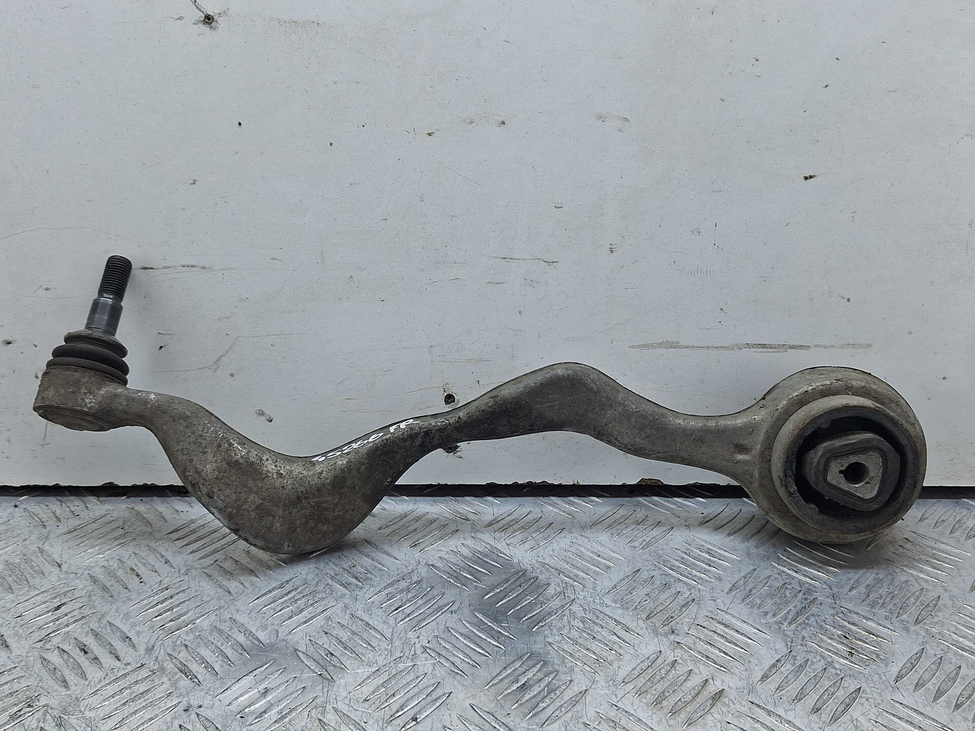 Рычаг передний правый BMW 3 E90/E91 2005 ENAW-6082